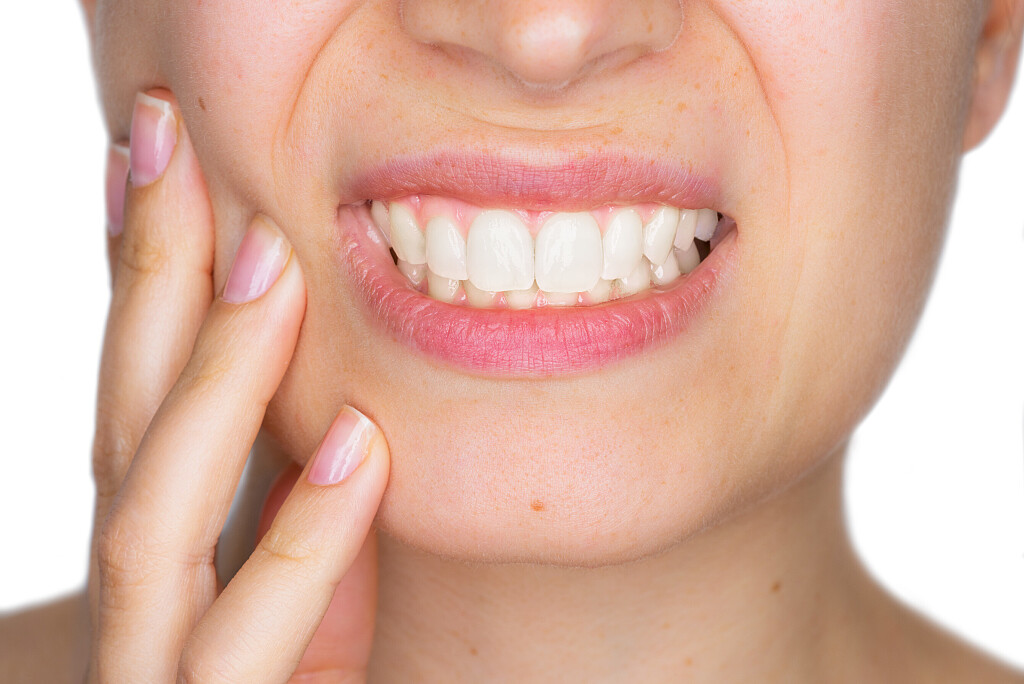 Toothache Causes: My tooth is throbbing! What do I do? - My BEST ...